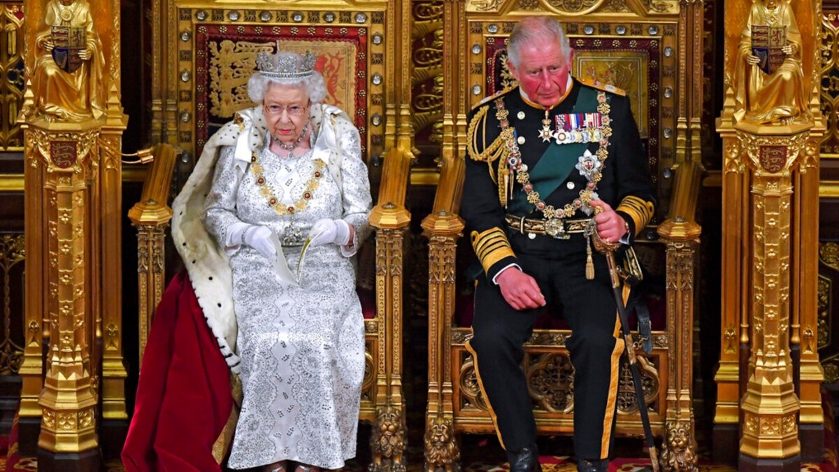 Passing Britain's Crown - a Timeline