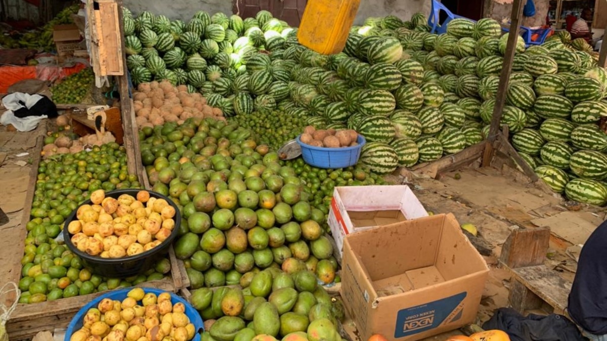 Suuqa qudaarta ee Beledweyne oo weli xiran