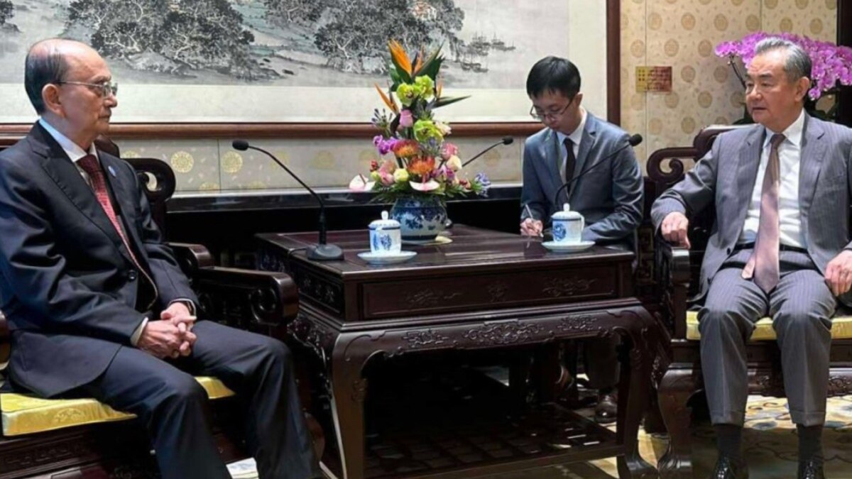 စစ်ခေါင်းဆောင်နဲ့ တရုတ်ကပြန်လာတဲ့ သမ္မတဟောင်း ဦးသိန်းစိန်တွေ့ဆုံ
