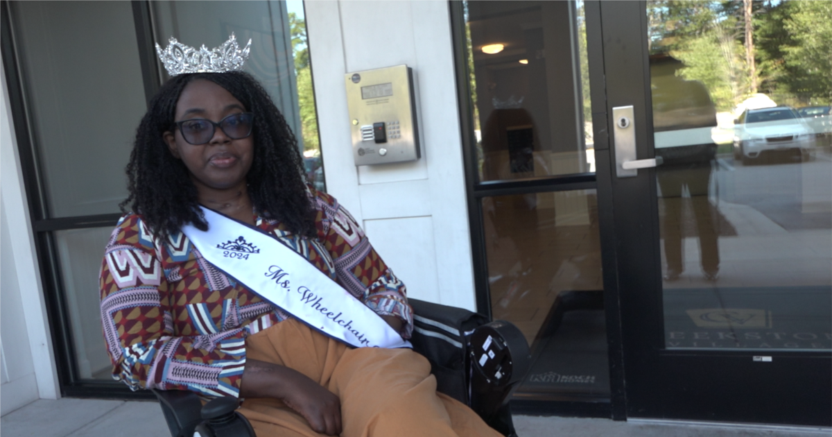 Chandra Smith, première noire couronnée Miss Wheelchair USA