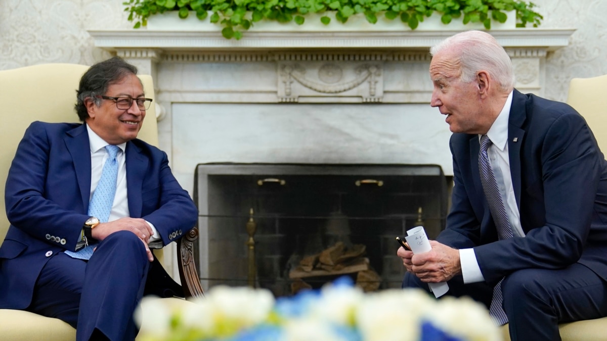 VOA Immigration Weekly Recap, April 16-22: US-Mexico Border Encounters Rise