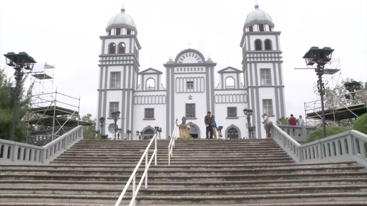 Hondureños celebran a la virgen de Suyapa