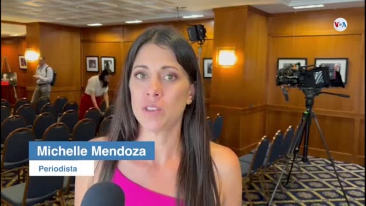 Michelle Mendoza, periodista