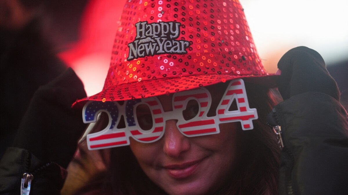 ຈຸດສູງສຸດຂອງປີໃໝ່ ໃນຕາເວັນອອກກາງ, ຢູໂຣບ, ສົງຄາມເຮັດໃຫ້ ປີ 2024 ມີຄວາມມືດມົວ