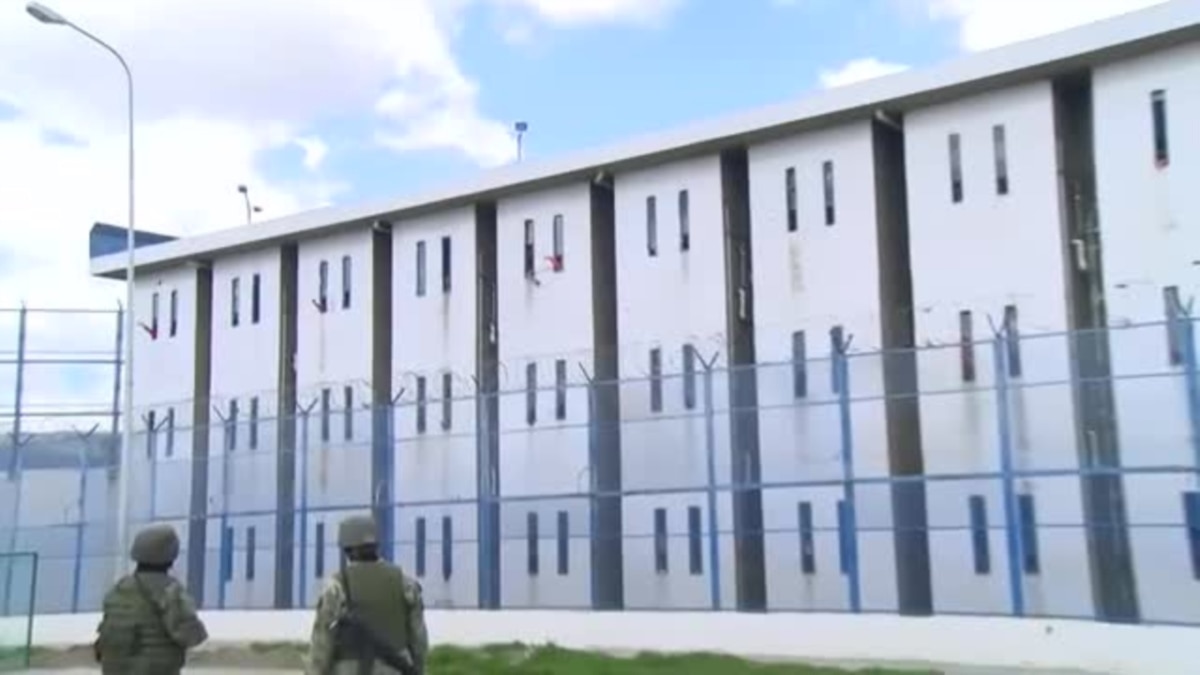 Hallazgos en cárcel ecuatoriana evidencian problemas del sistema ...