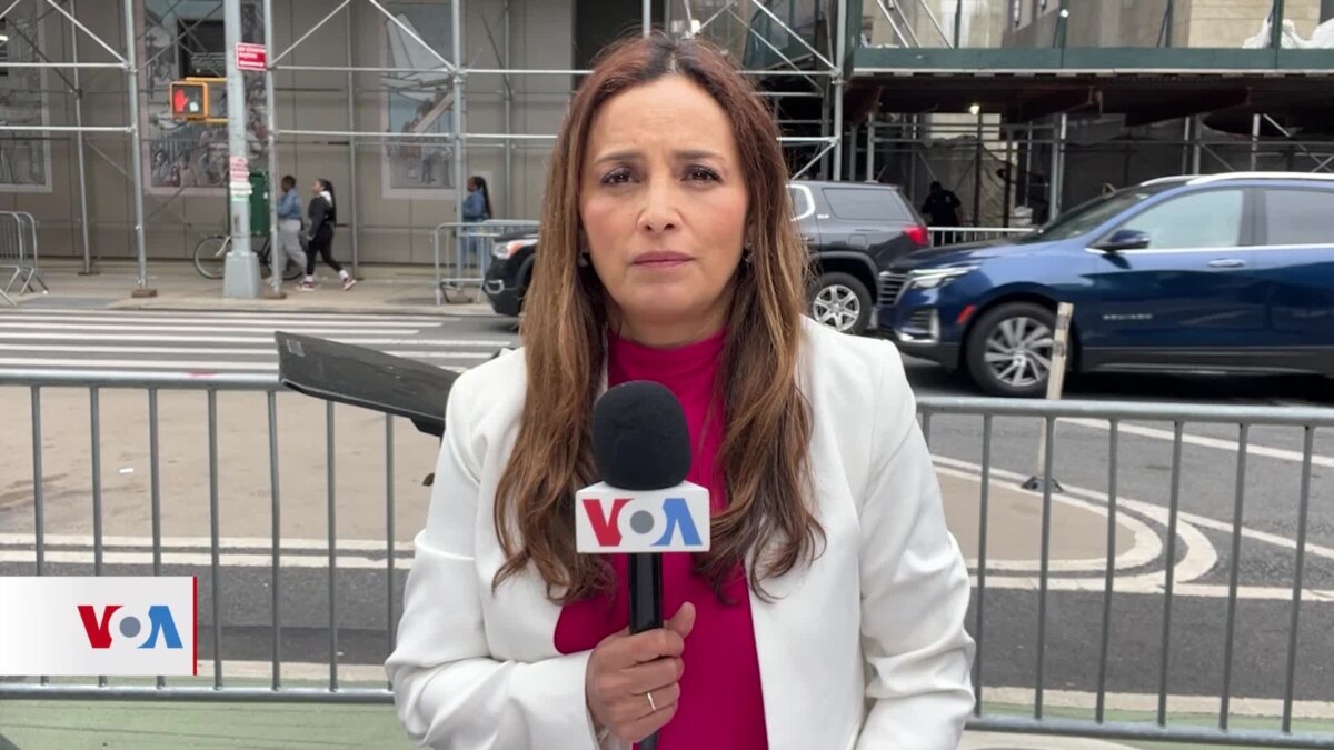 Concluye testimonio de actriz porno en juicio contra Trump