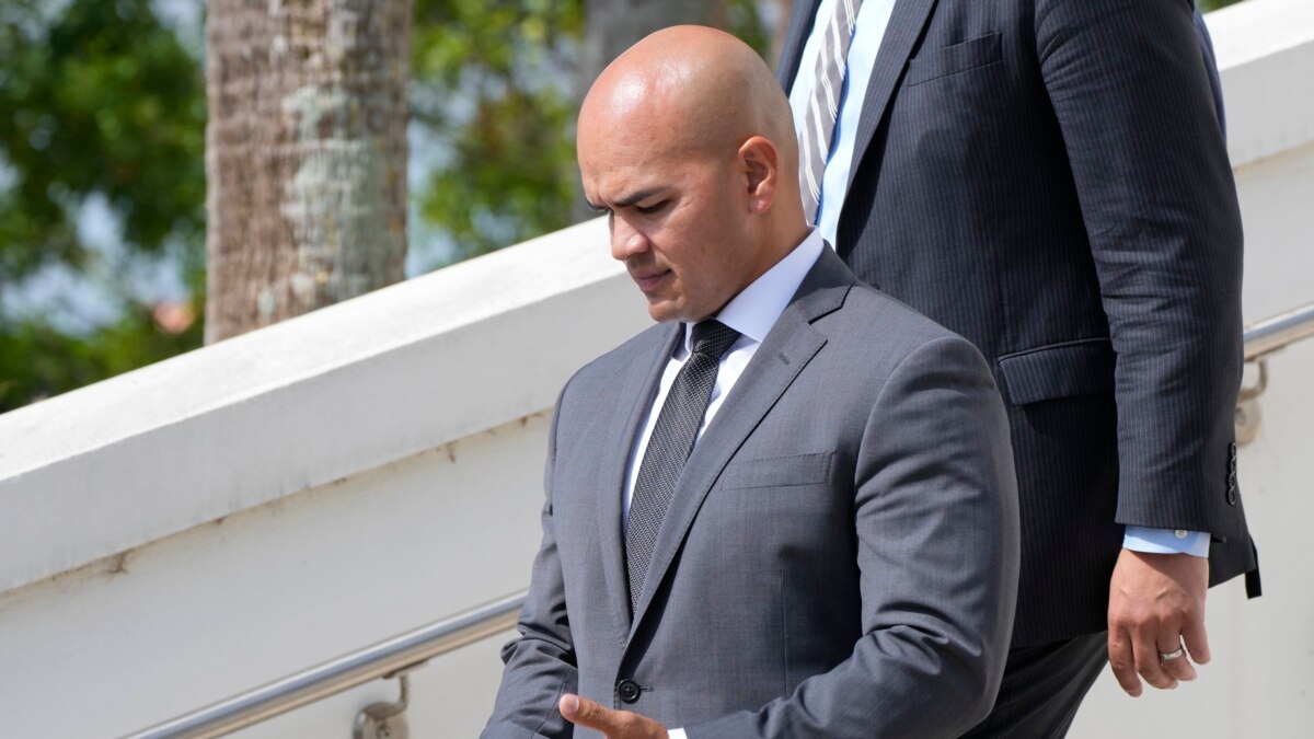 Trump Valet Pleads Not Guilty In Classified Documents Case