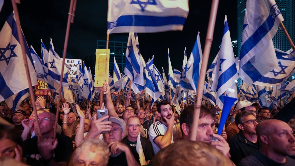 Tens Of Thousands Protest Planned Israeli Judicial Overhaul 3489