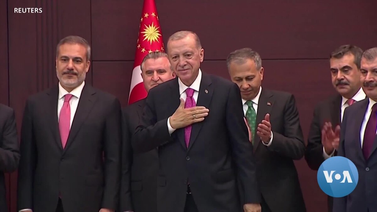 In New Term, Turkey’s Erdogan Makes Economic Pivot as Crisis Looms In New Term, Turkey’s Erdogan Makes Economic Pivot as Crisis Looms