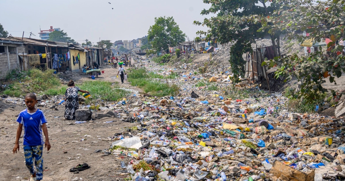 Kinshasa envahie par les déchets