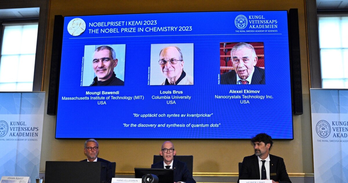 Nobel Chemistry Prize Awarded for Discovery of Quantum Dots Used in LED ...