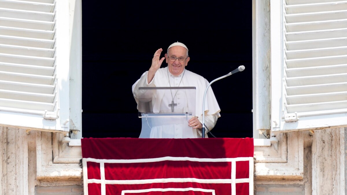 Pope Francis, Post-Surgery, Back to Vatican Routine