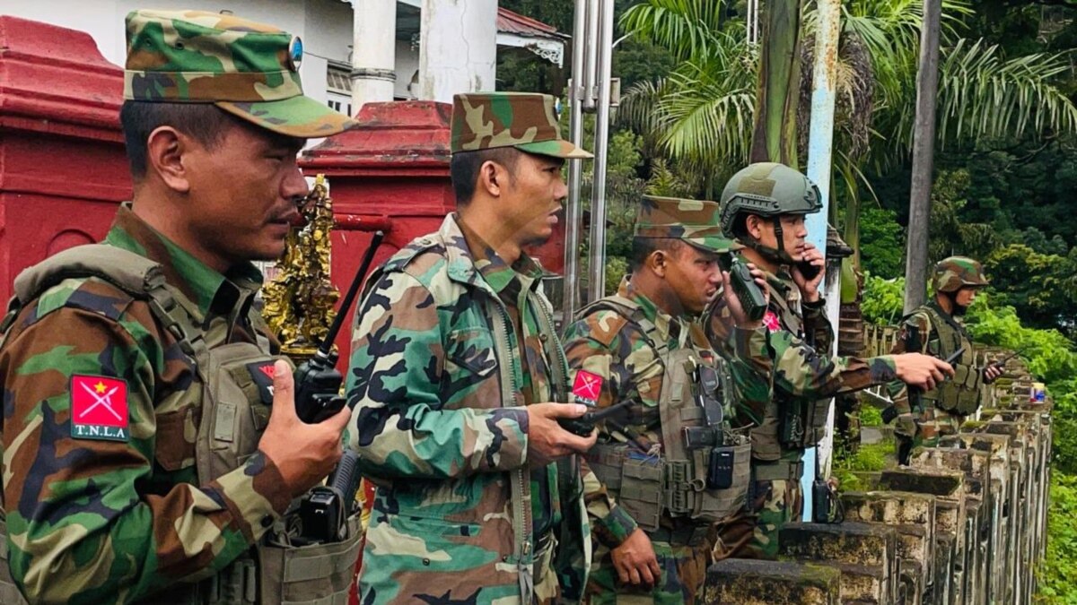 မိုးကုတ်မြို့ကို Tnla နဲ့ Pdf ပူးပေါင်းတပ်တွေ ထိန်းချုပ်