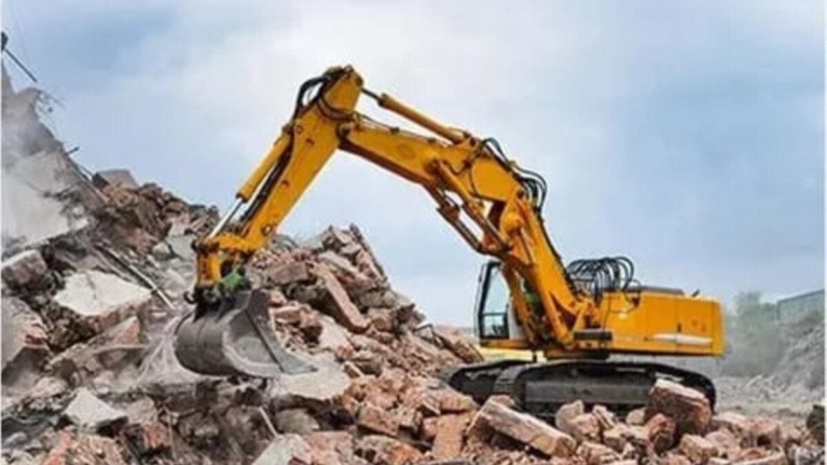 Centenas de casas demolidas deixam 300 famílias ao relento no Zango 3