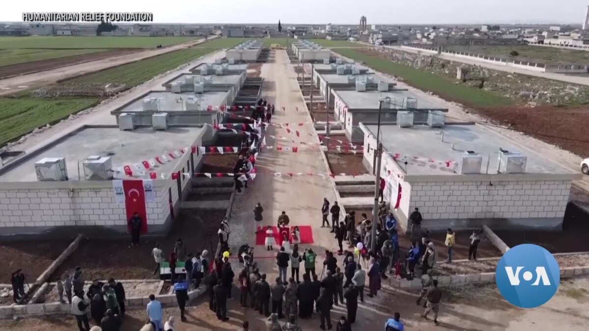 Turkey, World's Biggest Refugee Host, Feels the Pressure