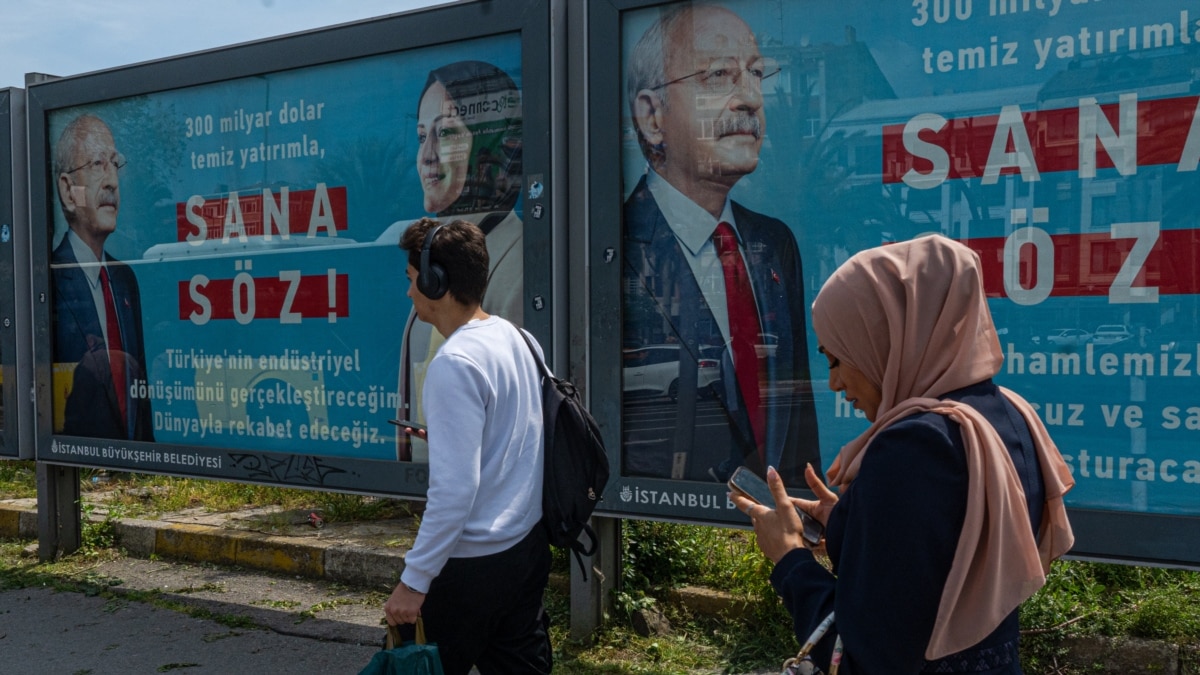 In Photos: Struggles in Turkey Divide Voters