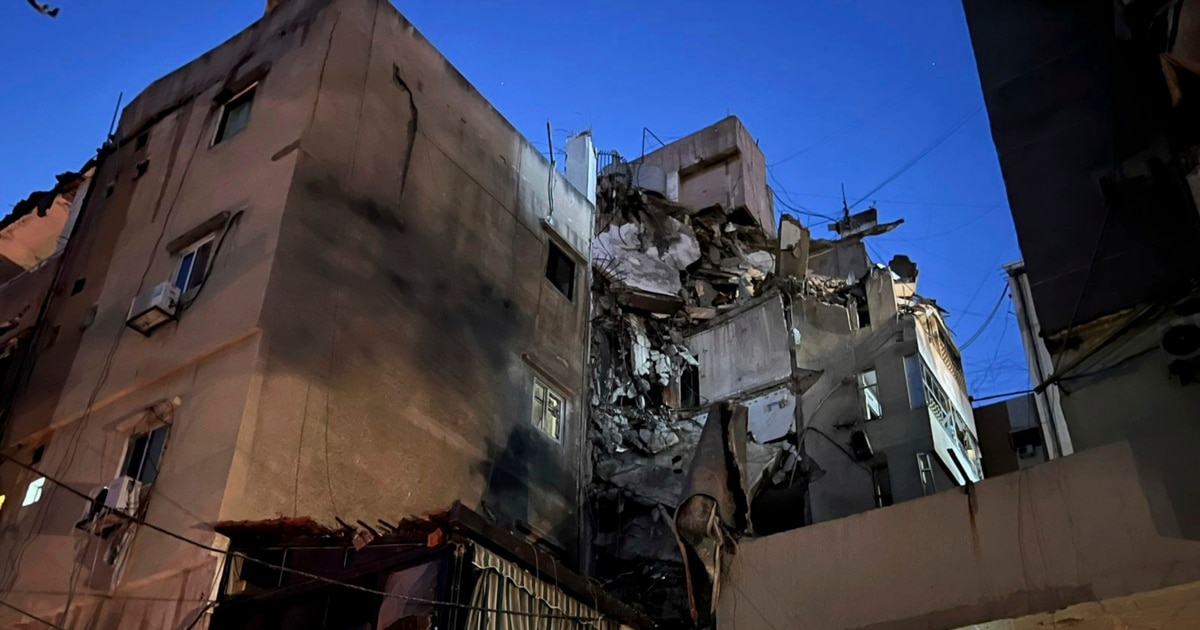 Израелски напад во Бејрут цел на нападот бил командант на милитантна група Хезболах