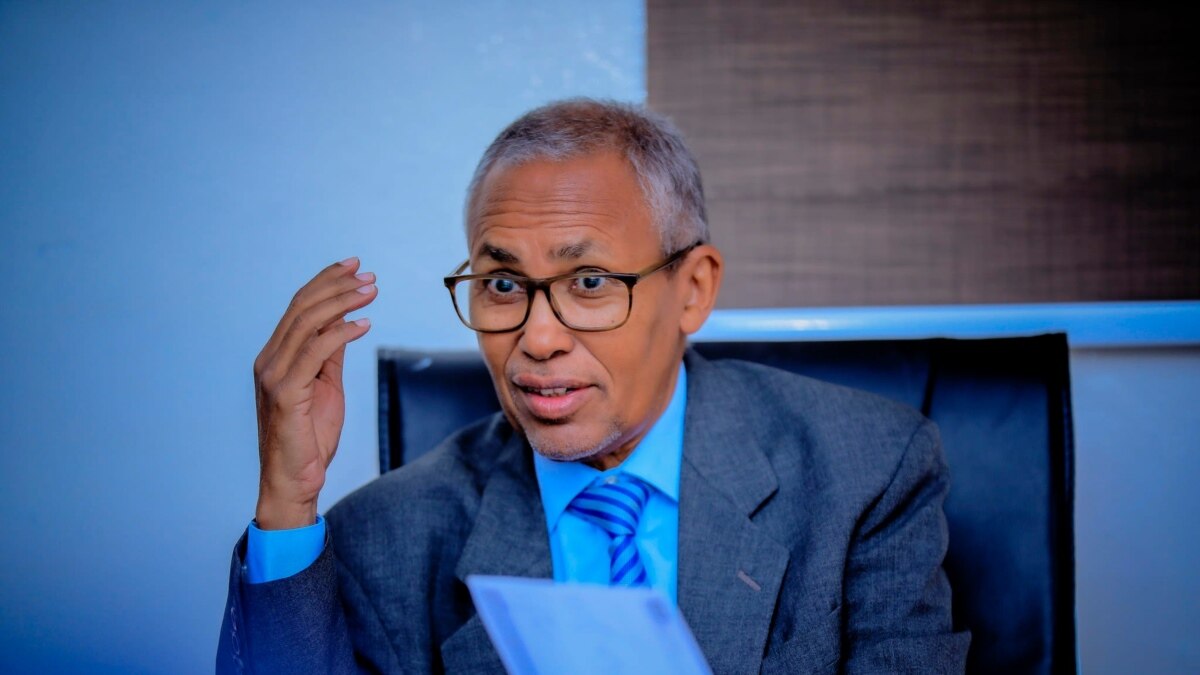 Sacad Cali Shire oo faah-faahin ka bixiyay shirka madasha dhaqaalaha Somaliland