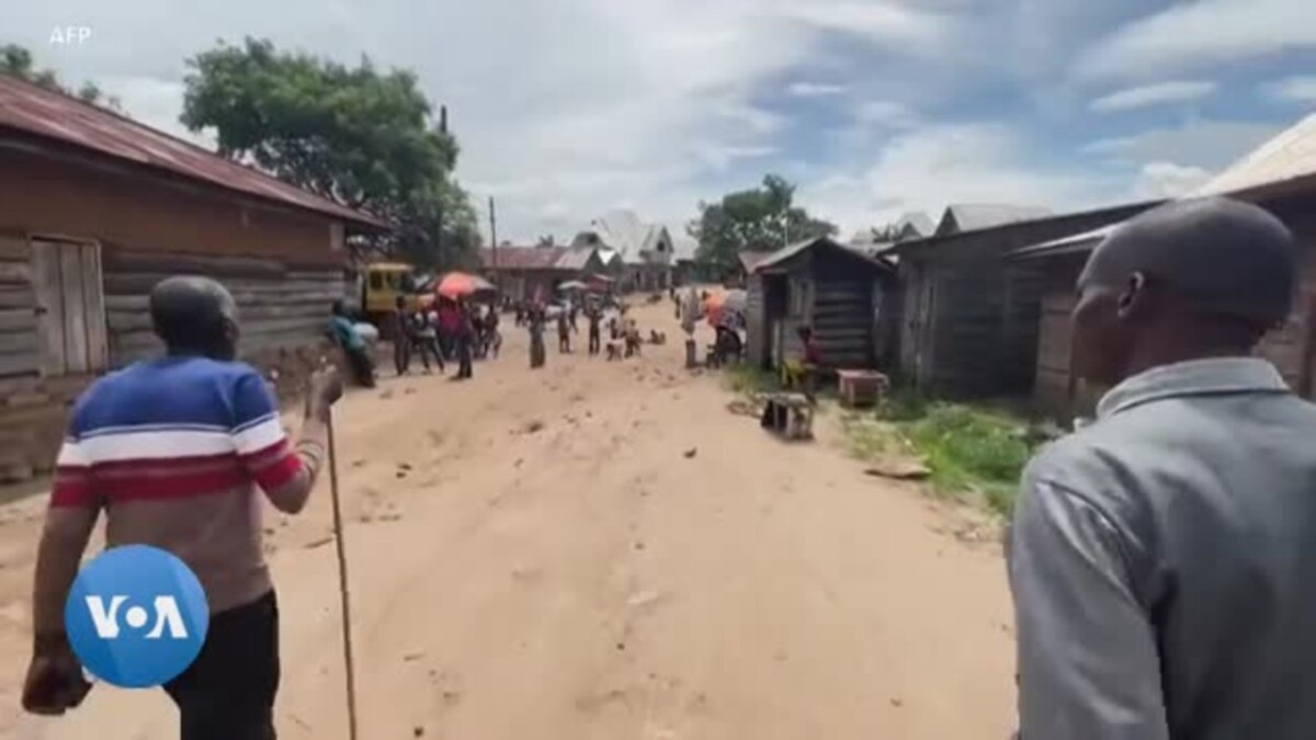 RDC : des fosses communes à Kishishe, dans le Nord-Kivu RDC : des fosses communes à Kishishe, dans le Nord-Kivu