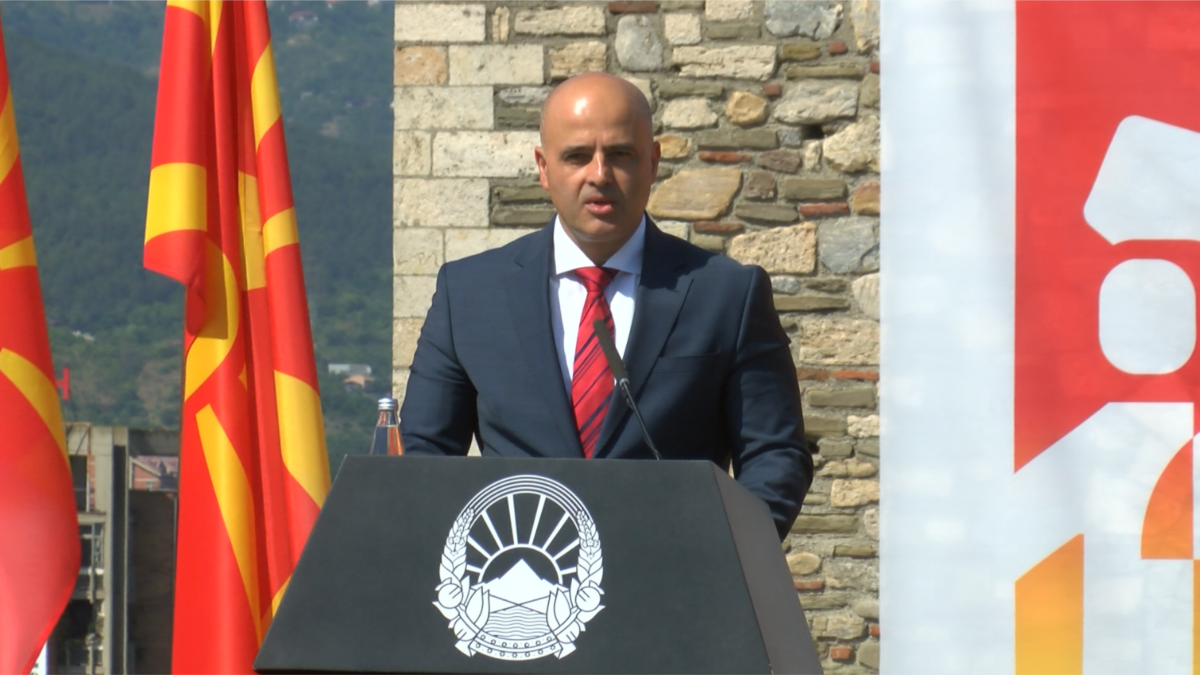 Премиерот пак со силен оптимизам наспроти цврстото „не“ на опозицијата