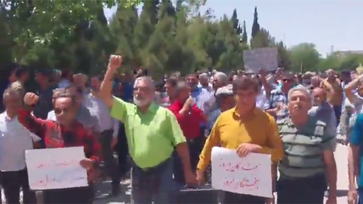 FLASHPOINT IRAN: Surge in Labor Day Protests After Crackdown on Mahsa ...