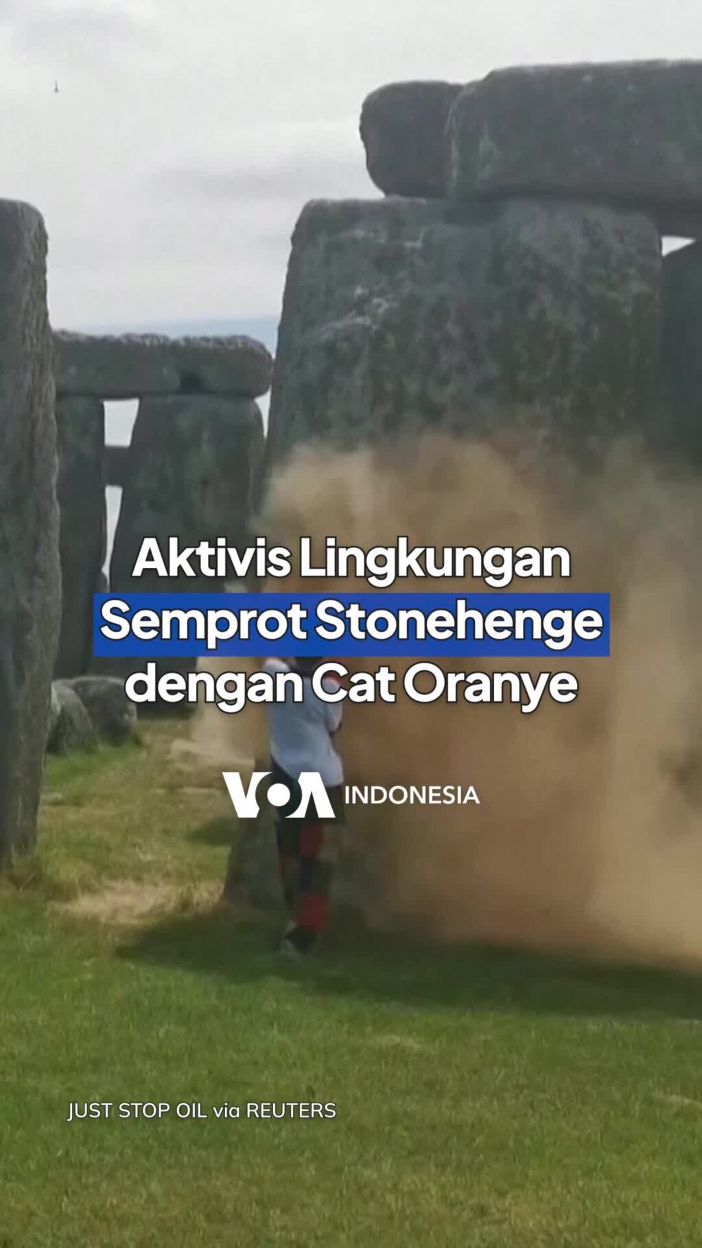 Aktivis Lingkungan Semprot Stonehenge dengan Cat Oranye