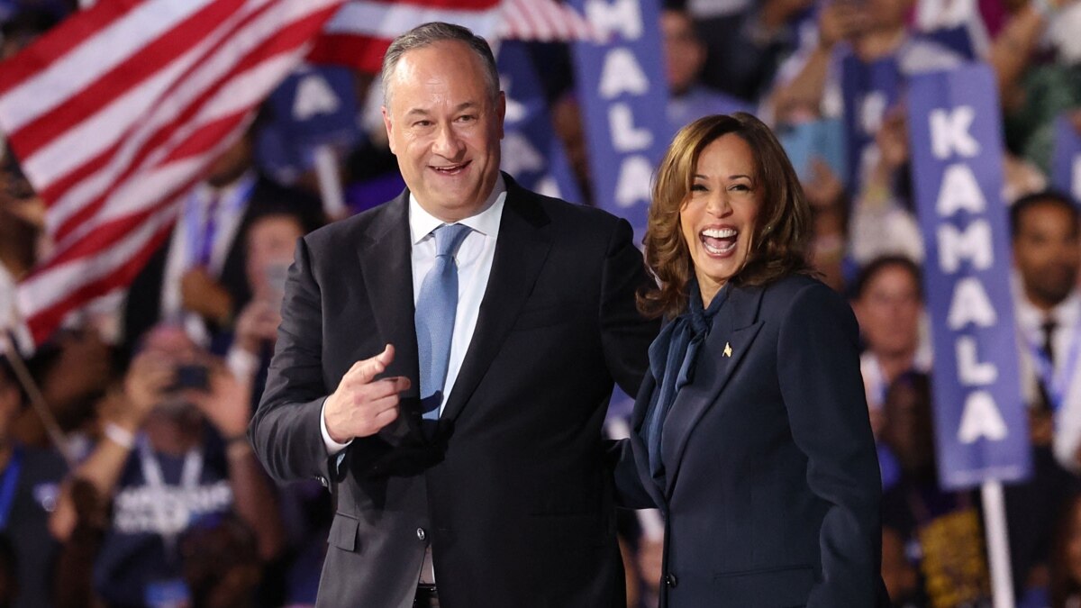 Waa kuma Doug Emhoff - Sayga Kamala Harris?
