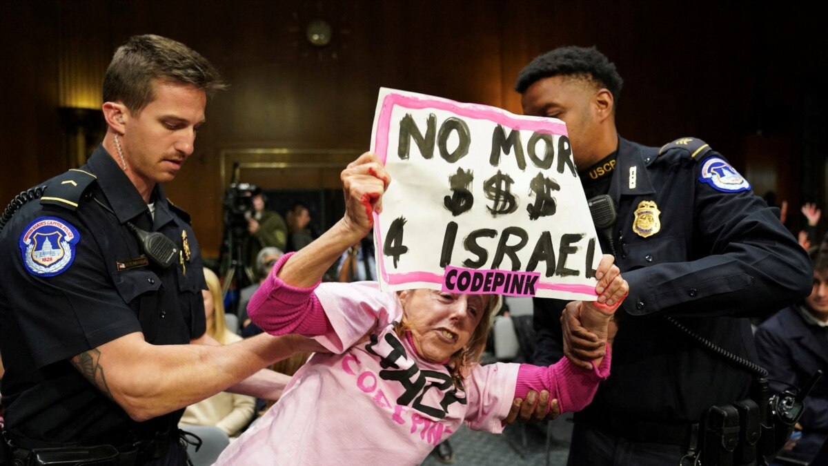 FLASHPOINT UKRAINE: Protesters Disrupt Hearing in Congress on Aid for ...