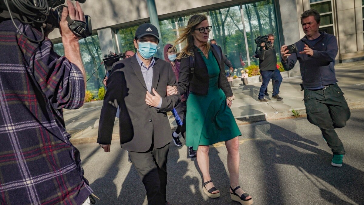 FBI Warns of ‘Inflection Point’ as Foreign Governments Target US Residents