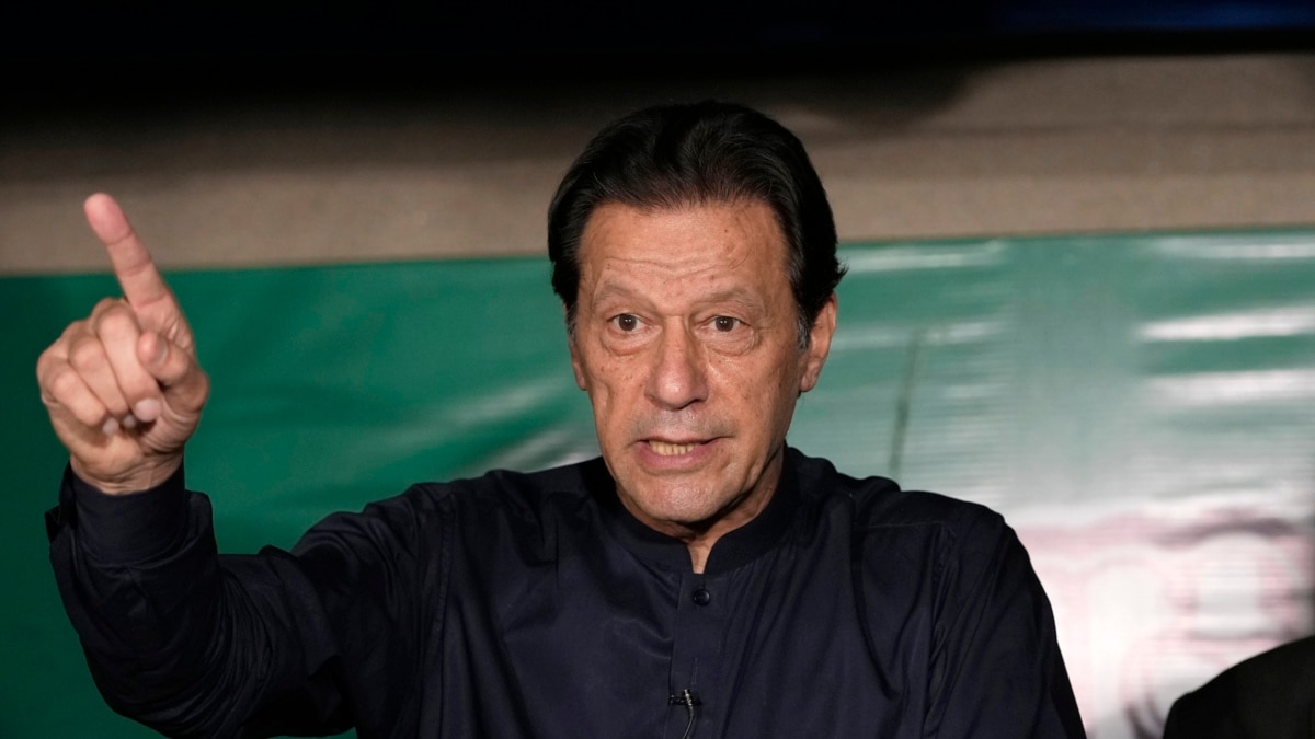 İmran Han'ın Pakistan'ında kutuplaşma ve öfkeli generaller