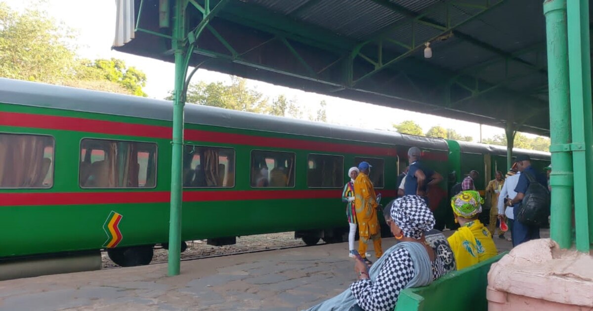 Mali's Sole Passenger Train Rolls Again