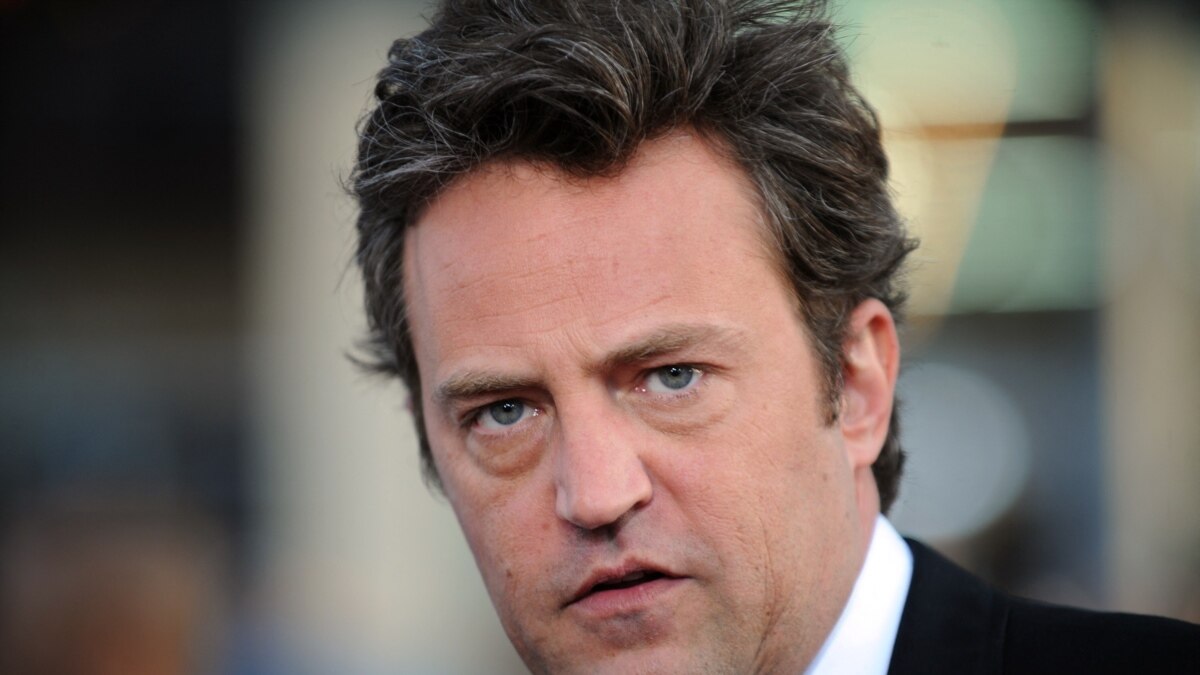 Morre ator americano Matthew Perry aos 54 anos de idade