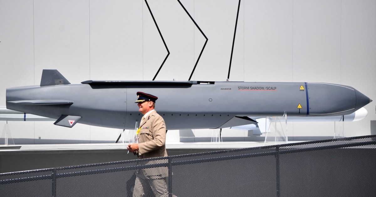 Britain Shipping Long-Range Missiles to Kyiv