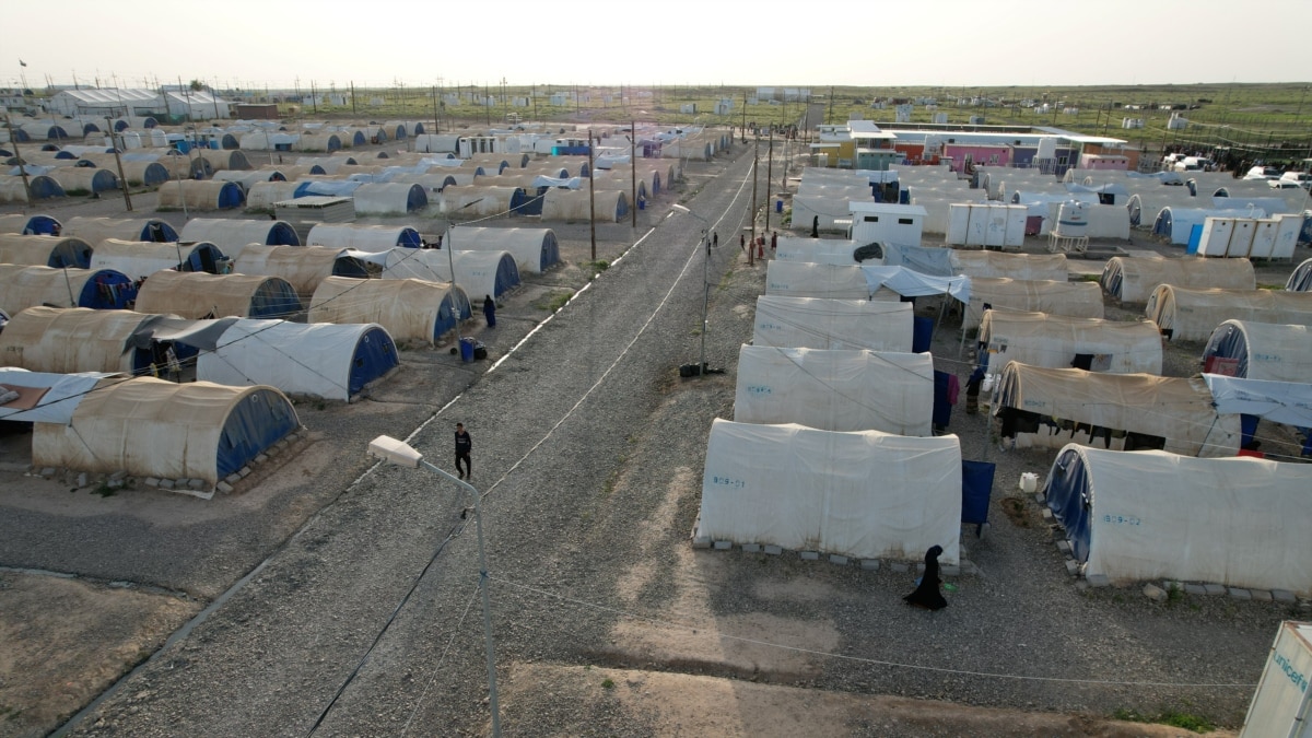 Residents, Aid Workers Surprised by Closure of Iraqi Camp
