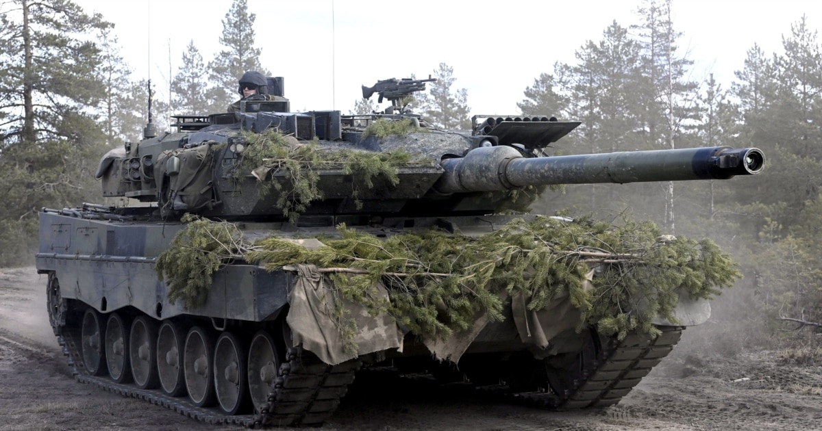 First Western Tanks Reach Ukraine on War Anniversary