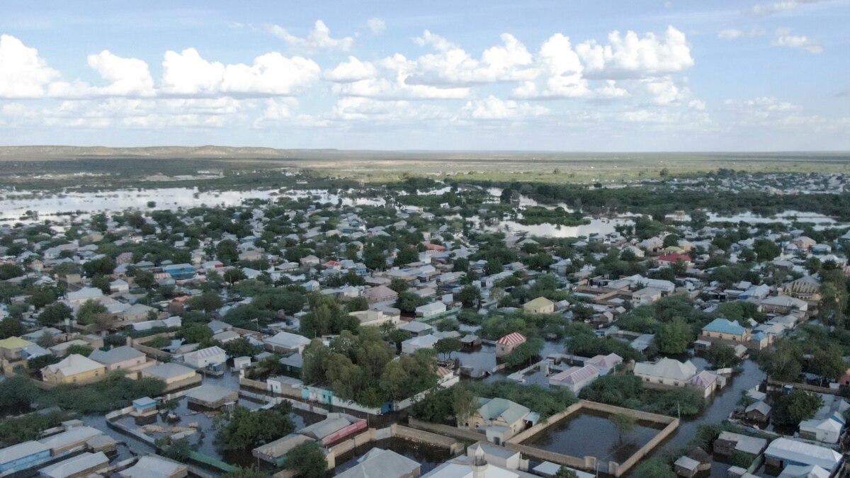 Warbixin: Xaaladda dadkii ku barakacay Beledweyne