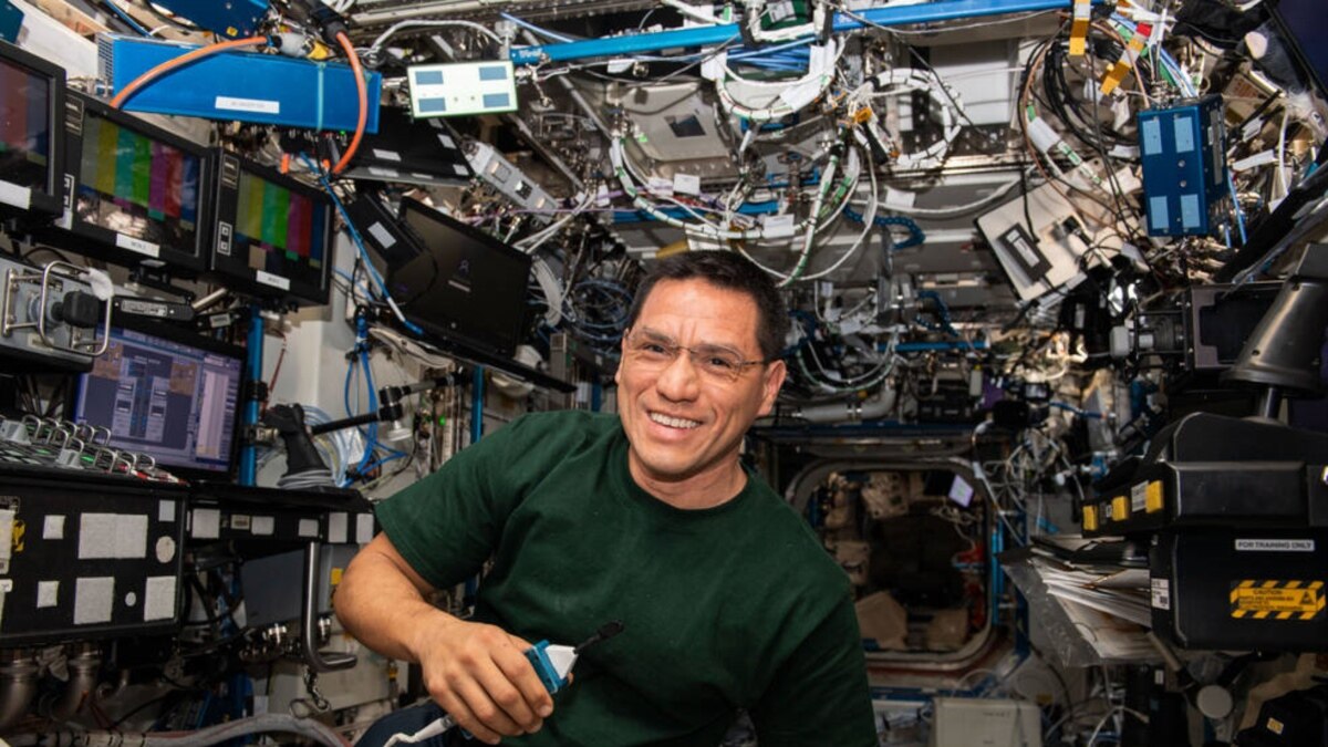 Astronauta latino que batió récords de la NASA: “Fue una montaña rusa”
