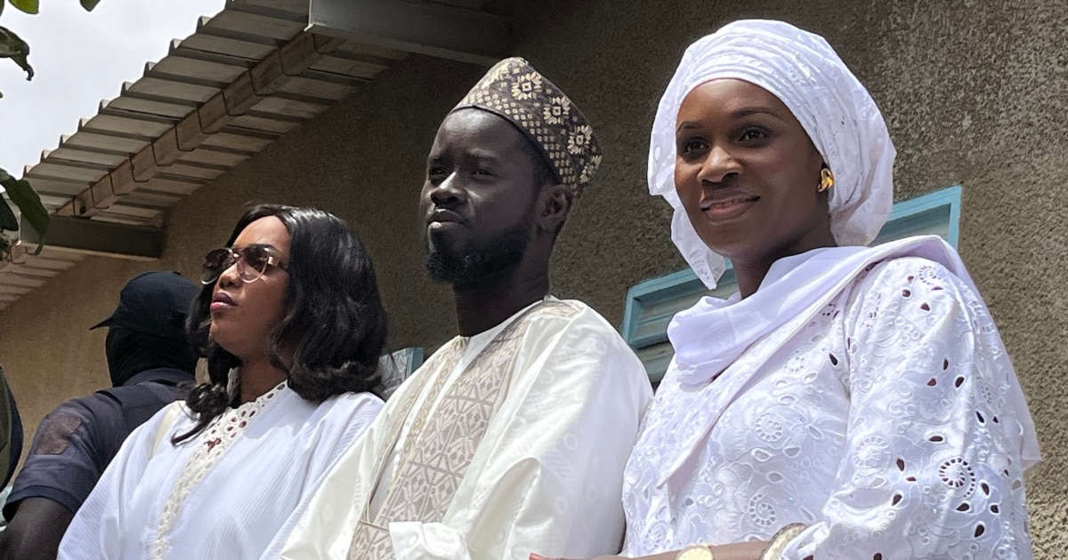 Polygamous President-Elect of Senegal Presents Two First Ladies to the ...