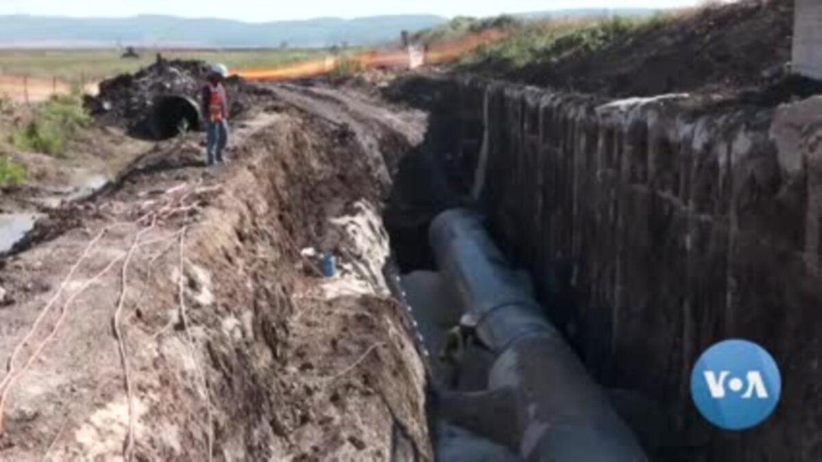 Despite Tensions, Israel Builds Pipeline to Supply Water to Jordan