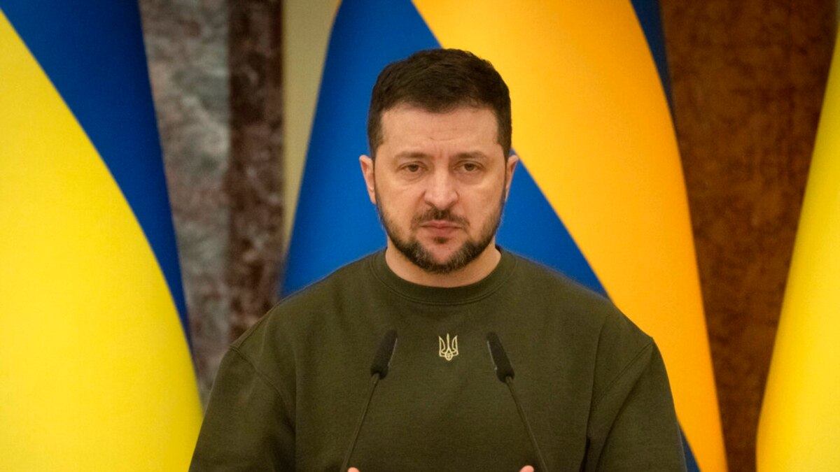 Rais wa Ukraine Volodymyr Zelenskyy anahutubia mkutano wa usalama huko ...