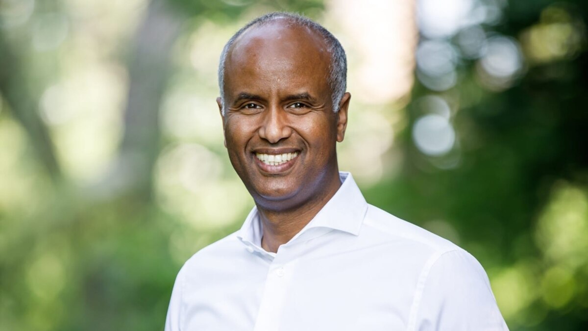 Axmed Xuseen oo loo magacaabay Wasiirka Horumarinta Caalamiga ah ee Canada