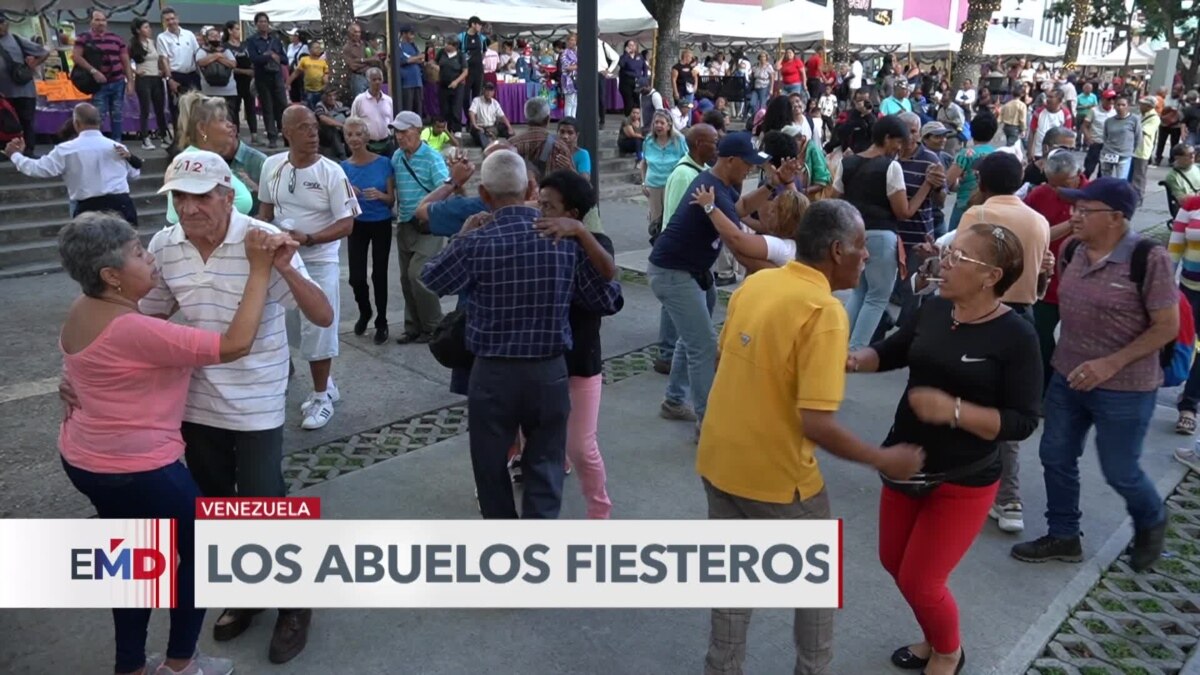 Caracas tiene su club de abuelos fiesteros