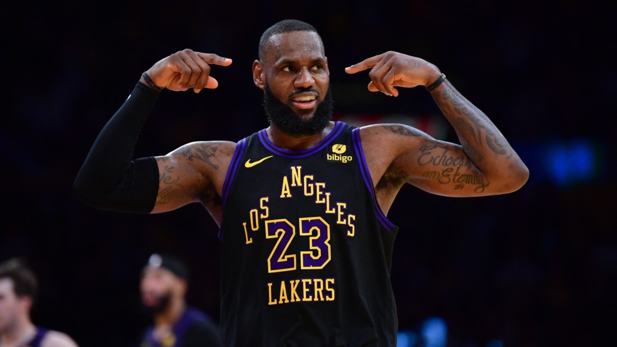 James dá ânimo aos Lakers para o confronto com os Pacers na final da ...