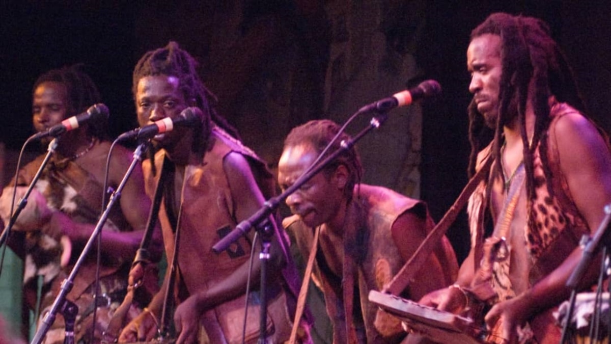 Gwenyambira Nyamasvisva weChikwata cheMawungira eNharira Ochemachema ...