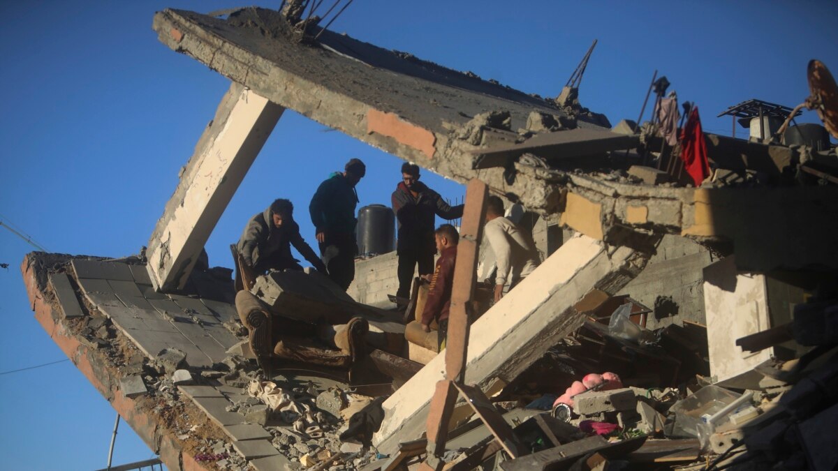 Isiraheri Ikomeje Gusuka Ibisasu Mu Mijyi Yo Mu Majyepfo ya Gaza