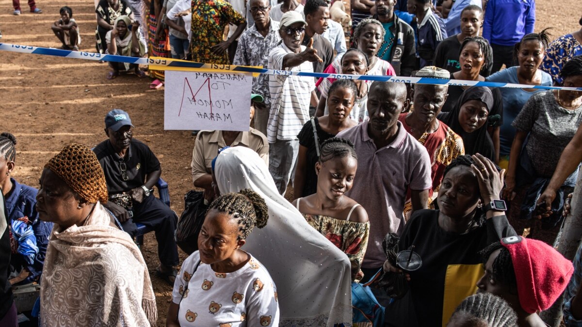 Sierra Leone Votes Amid Crippling Economic Crisis Sierra Leone Votes Amid Crippling Economic Crisis