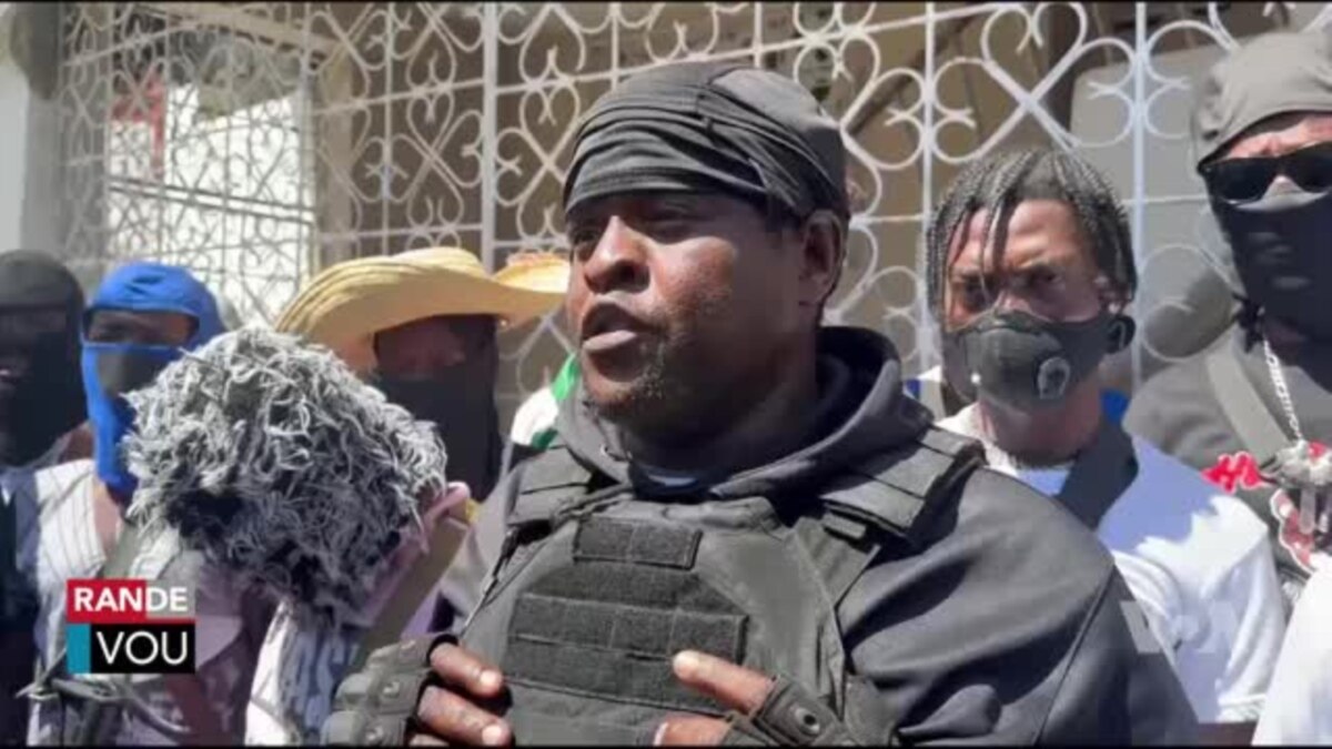 Chèf Gang G9 la Prezante Senpati li Bay Fanmi Polisye ki Mouri nan ...