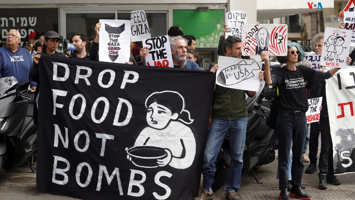 “Comida no bombas”: activistas protestan contra la guerra ante la ...