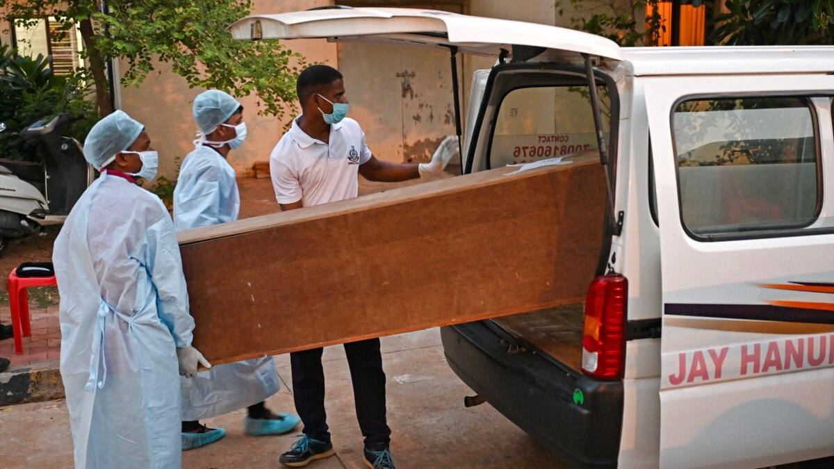 As India Grieves Train Crash That Killed 275, Relatives Try to Identify Bodies of Loved Ones