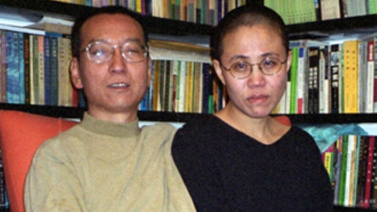 Relatives: Nobel Winner Liu's Wife to Visit Him Sunday